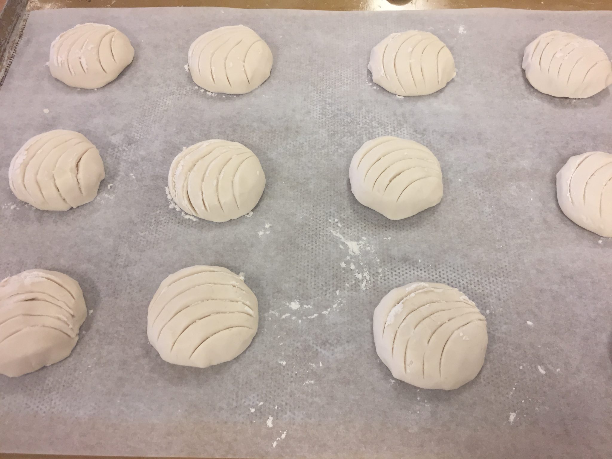 Easy Mexican Concha Bread Recipe Gimme Yummy Recipes